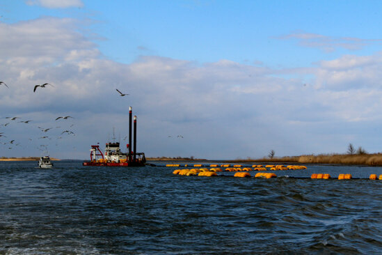 Volqa-Xəzər gəmiçilik kanalı bağlandı, xeberler